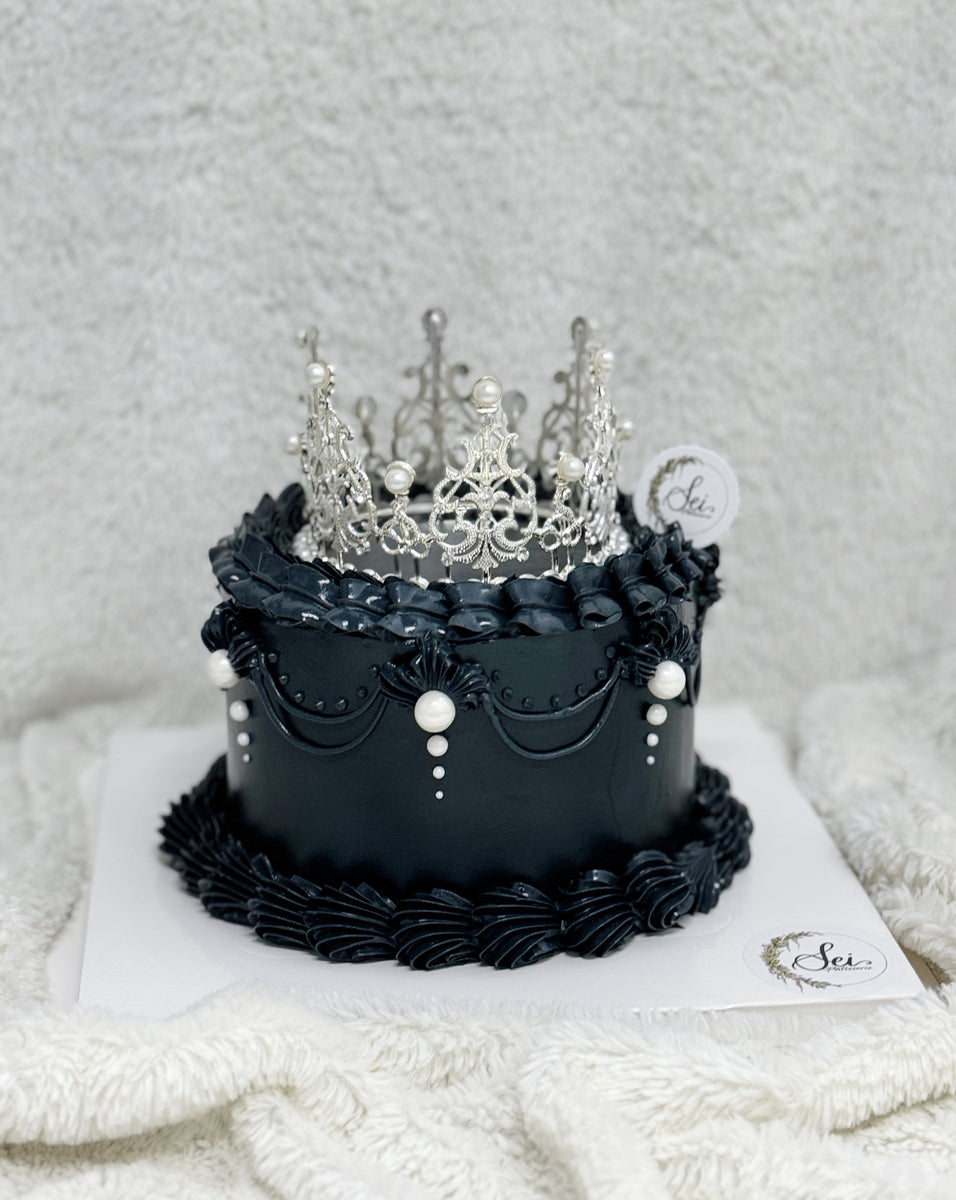 Black Korean Vintage Crown Cake – Sei Pâtisserie